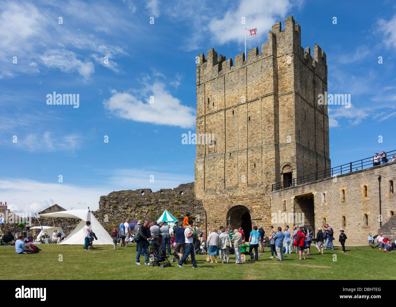 Medieval tournament hi-res stock photography and images - Alamy