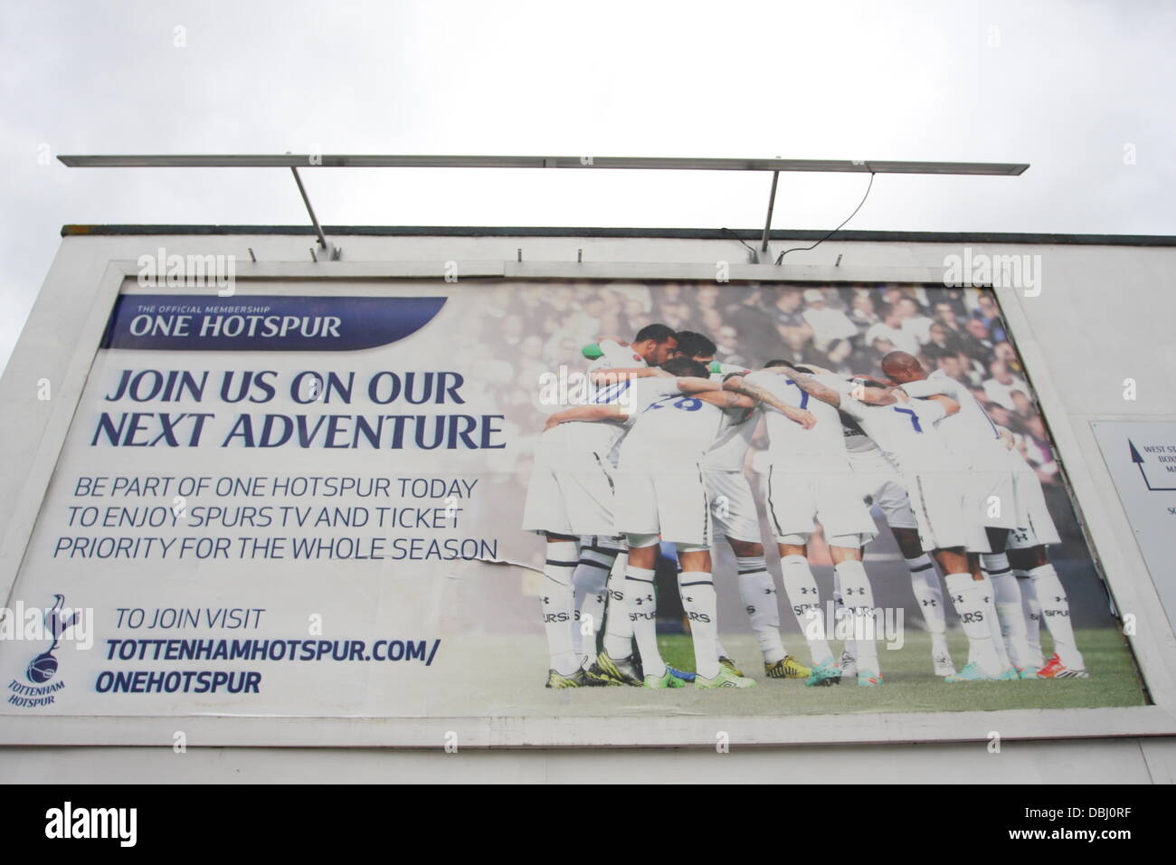 Football stadium advertising hi-res stock photography and images - Alamy