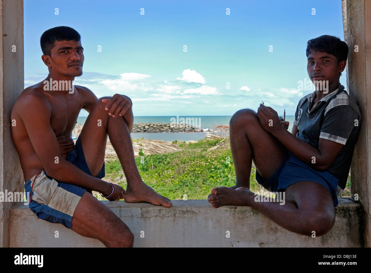 Sri lanka boys hi-res stock photography and images - Alamy