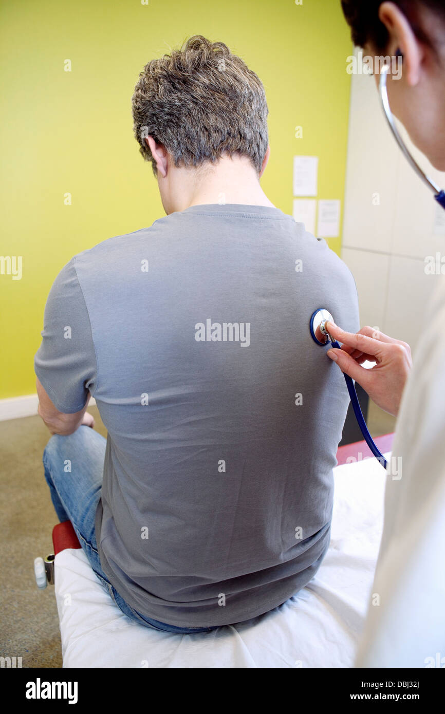 Lung auscultation hi-res stock photography and images - Alamy