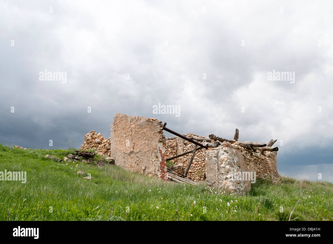Sheepfold ruins hi-res stock photography and images - Alamy