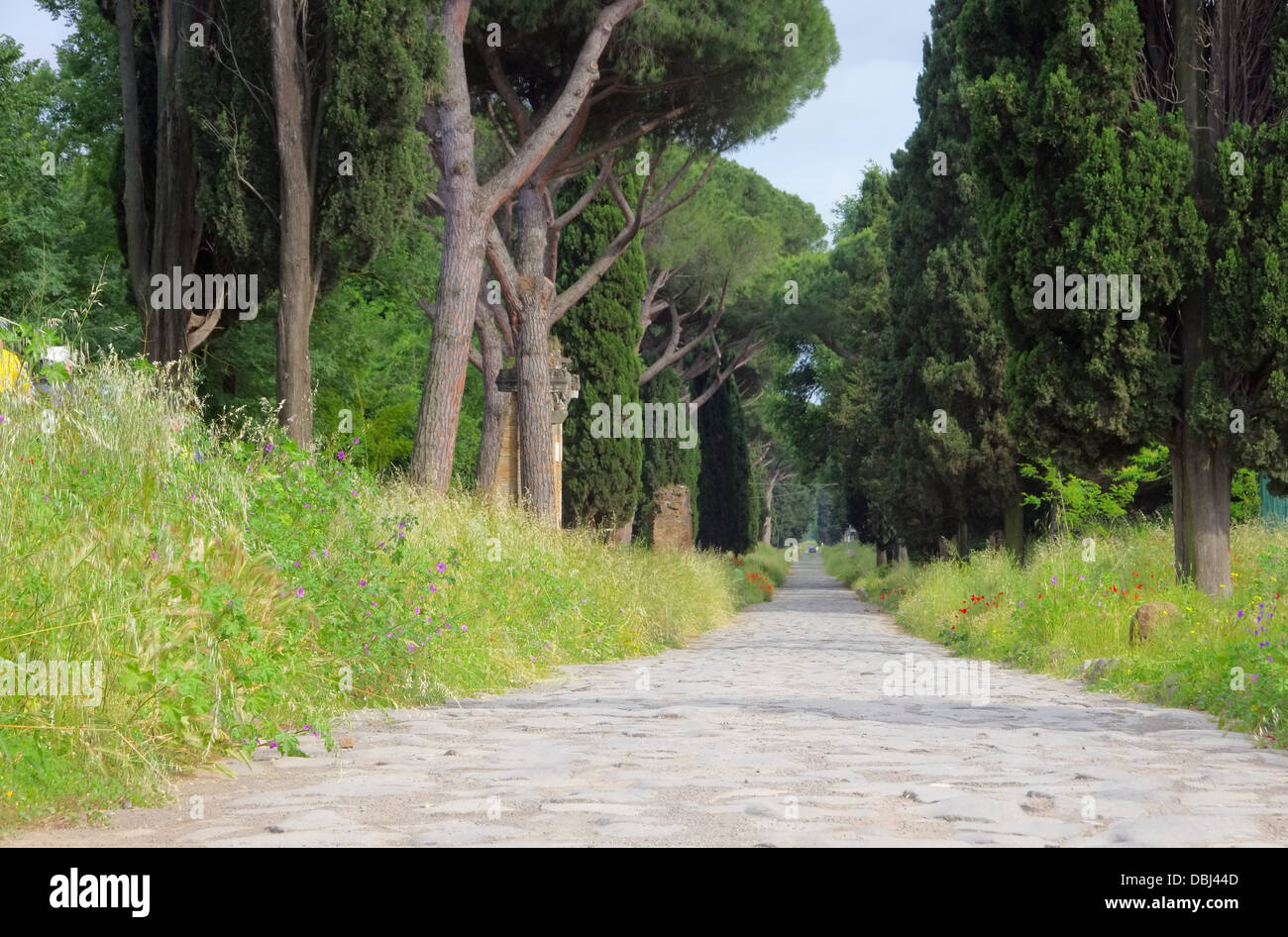 Rom Via Appia Antica - Rome Via Appia Antica 04 Stock Photo - Alamy
