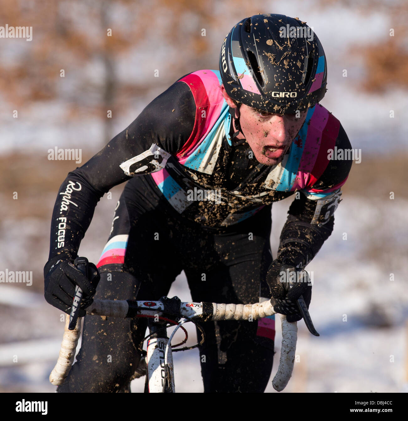 Cross races hi-res stock photography and images - Alamy