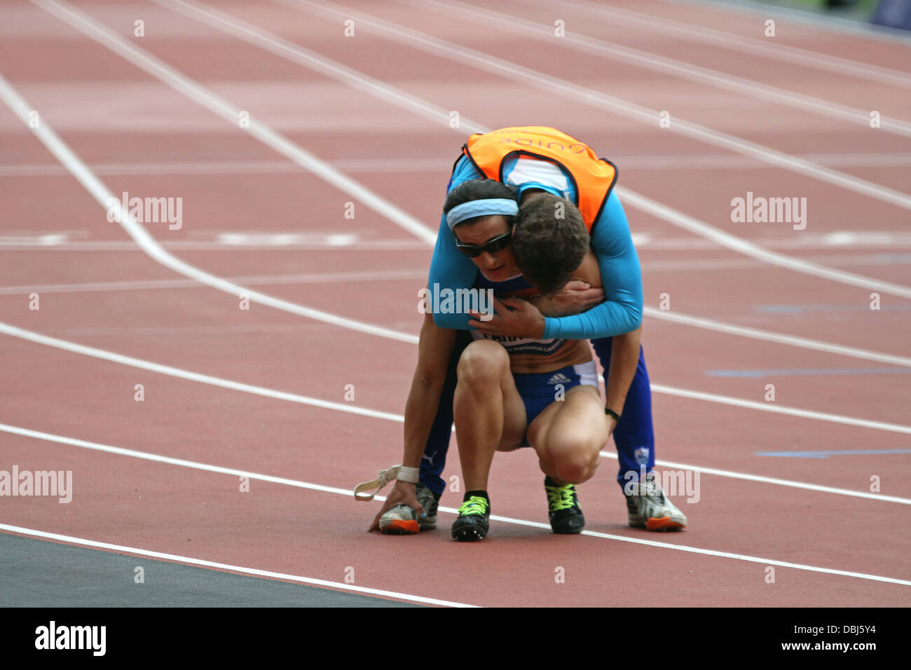 200 metres women hi-res stock photography and images - Alamy