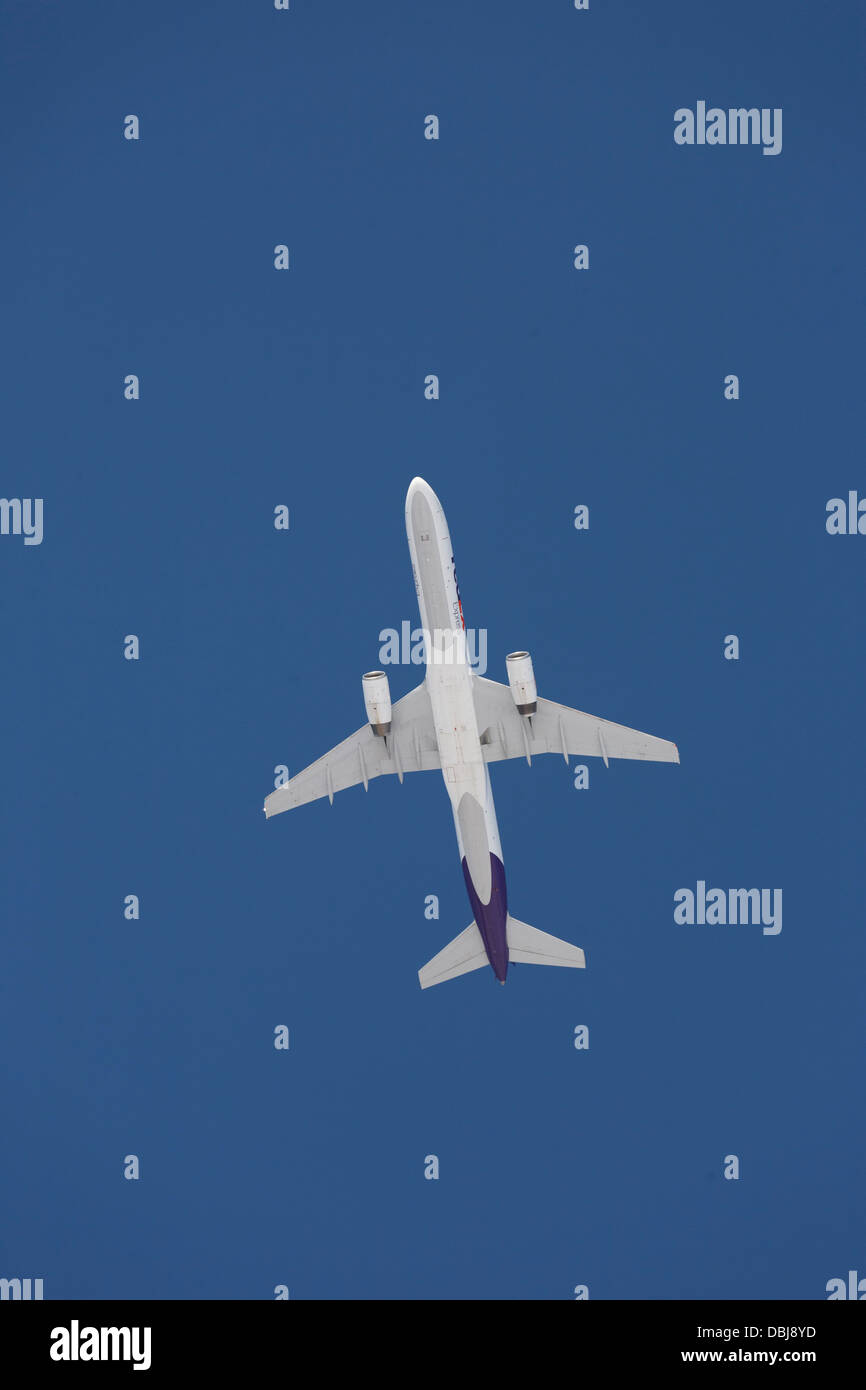 Overhead perspective hi-res stock photography and images - Alamy