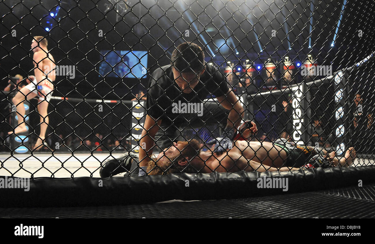 July 31, 2013 - Rio Rancho, NM, U.S. - Michael Chandler leaps in the ...