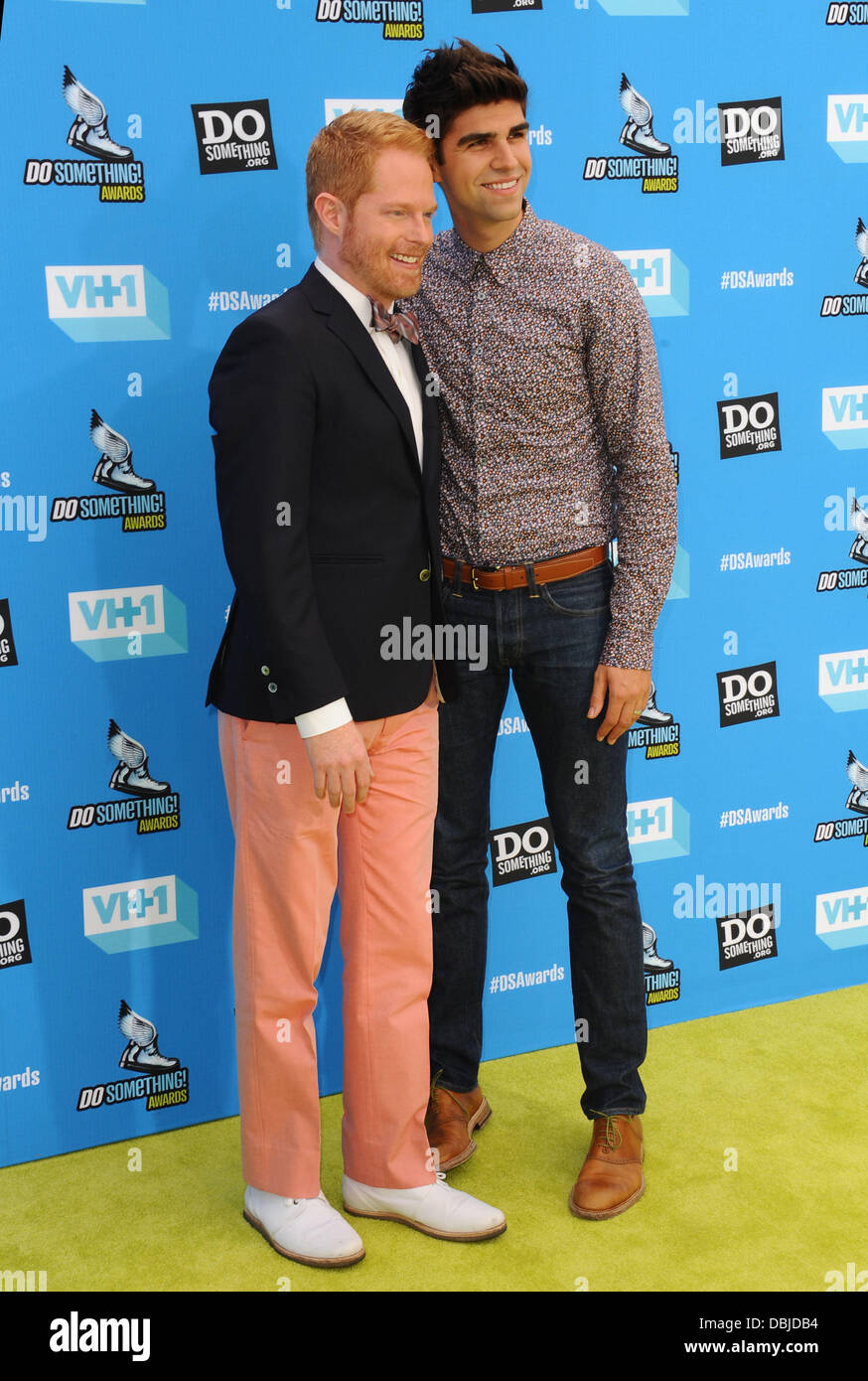 Jesse Tyler Ferguson And Justin Mikita High Resolution Stock ...