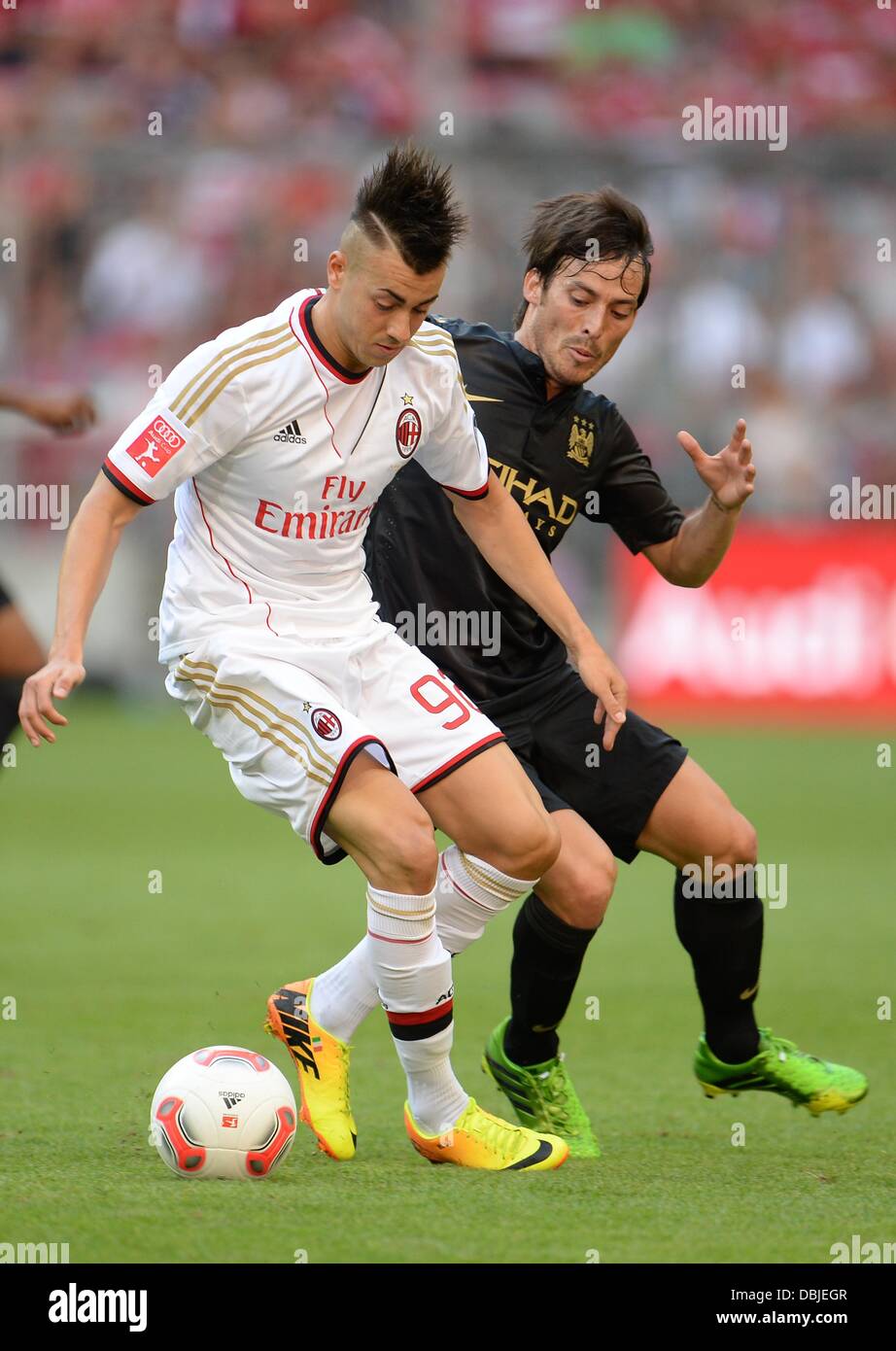 Allianz arena el allianz arena hi-res stock photography and images - Alamy