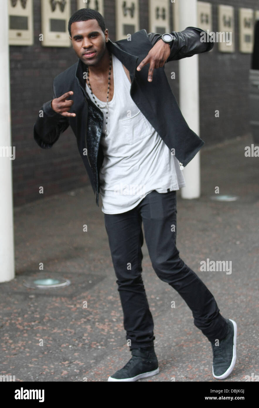 Jason Derulo leaves the ITV studios London, England - 23.06.11 Stock ...