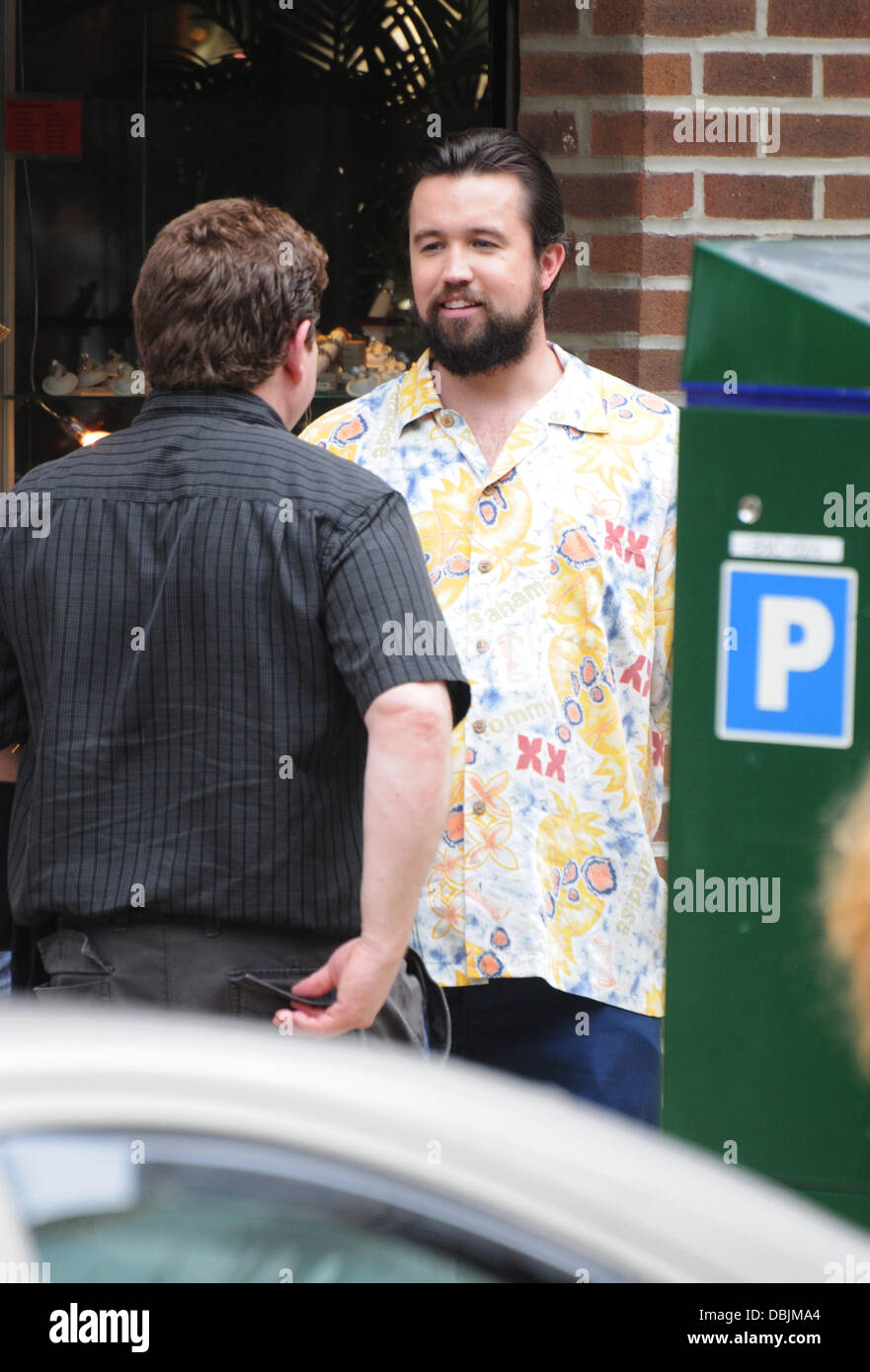 Rob mcelhenney always sunny in hi-res stock photography and images - Alamy