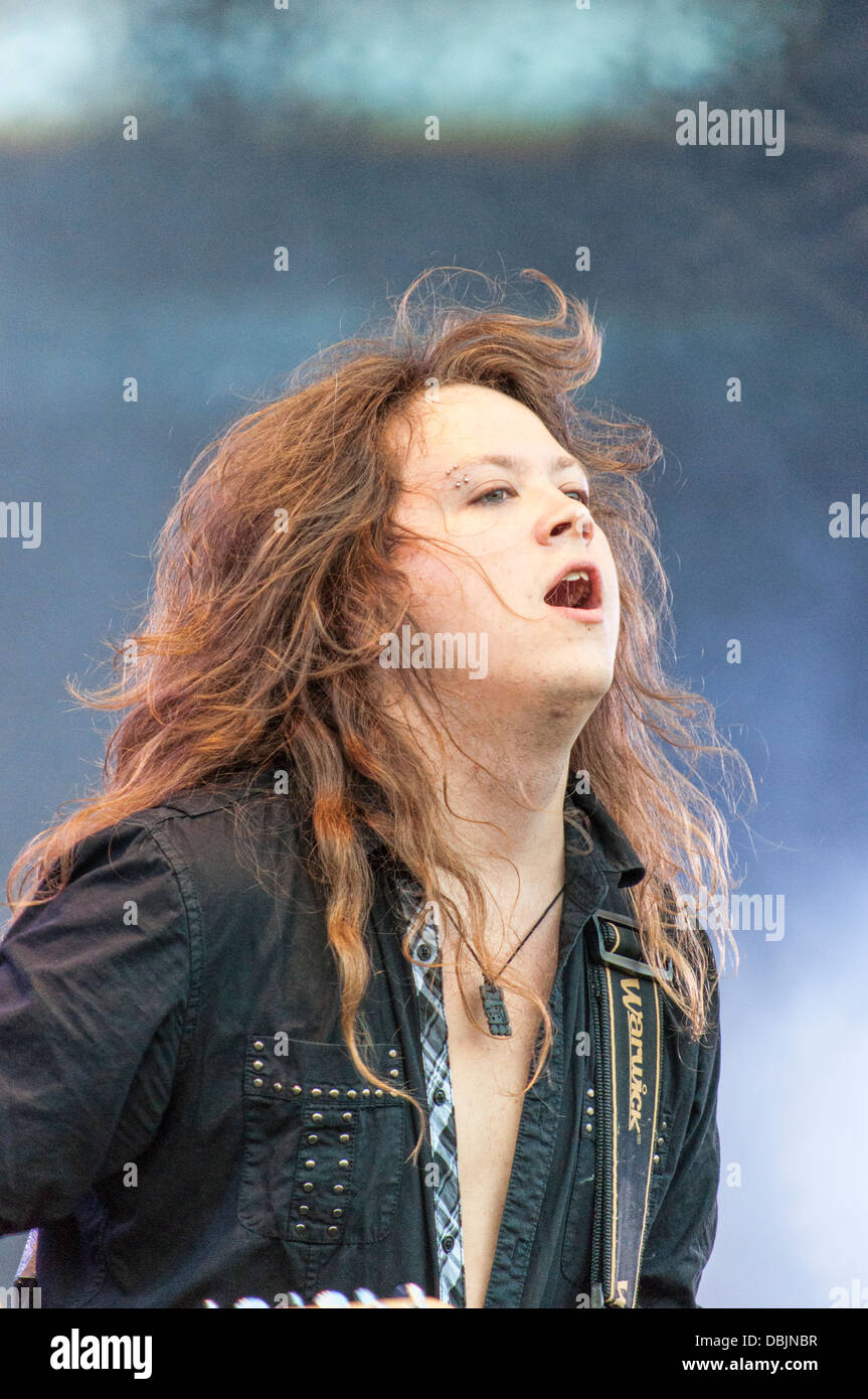 An image of H.E.A.T bass guitarist Jimmy Jay performing at the ...