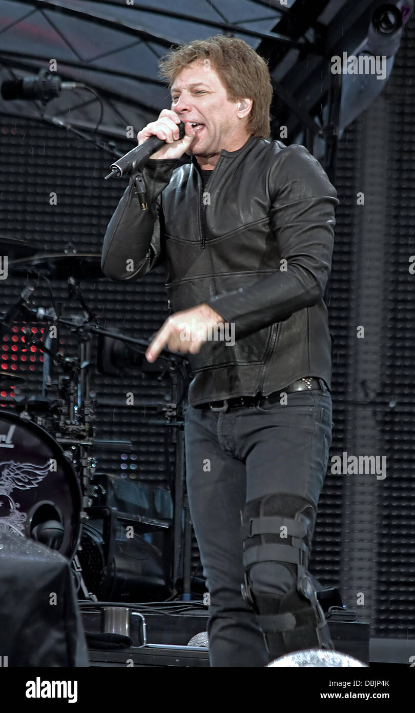 Jon Bon Jovi Bon Jovi performing at Manchester Cricket Ground Old ...