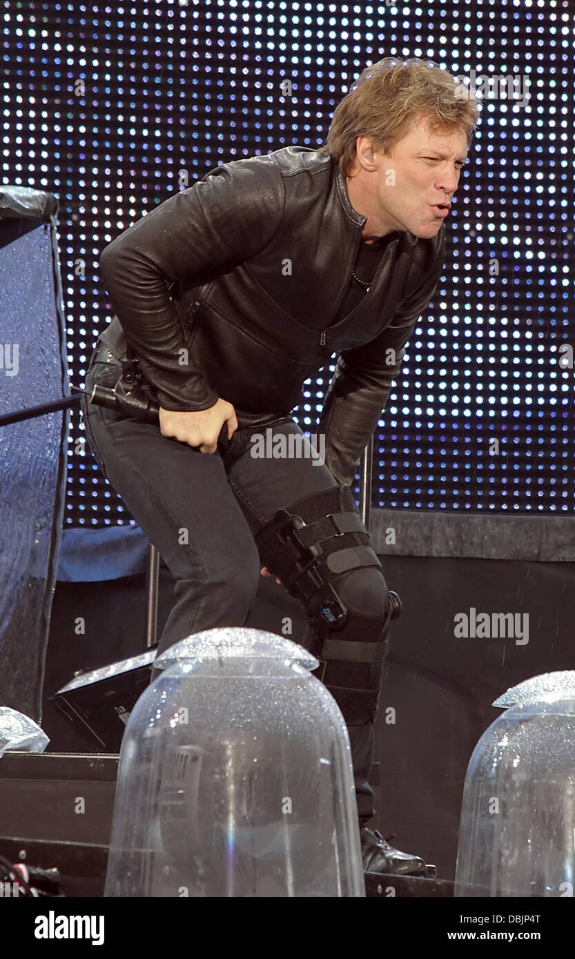 Jon Bon Jovi Bon Jovi performing at Manchester Cricket Ground Old ...