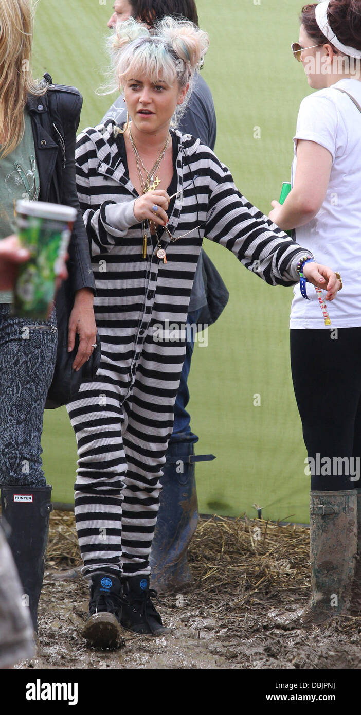 Jaime Winstone Celebrities at The 2011 Glastonbury Music Festival held ...
