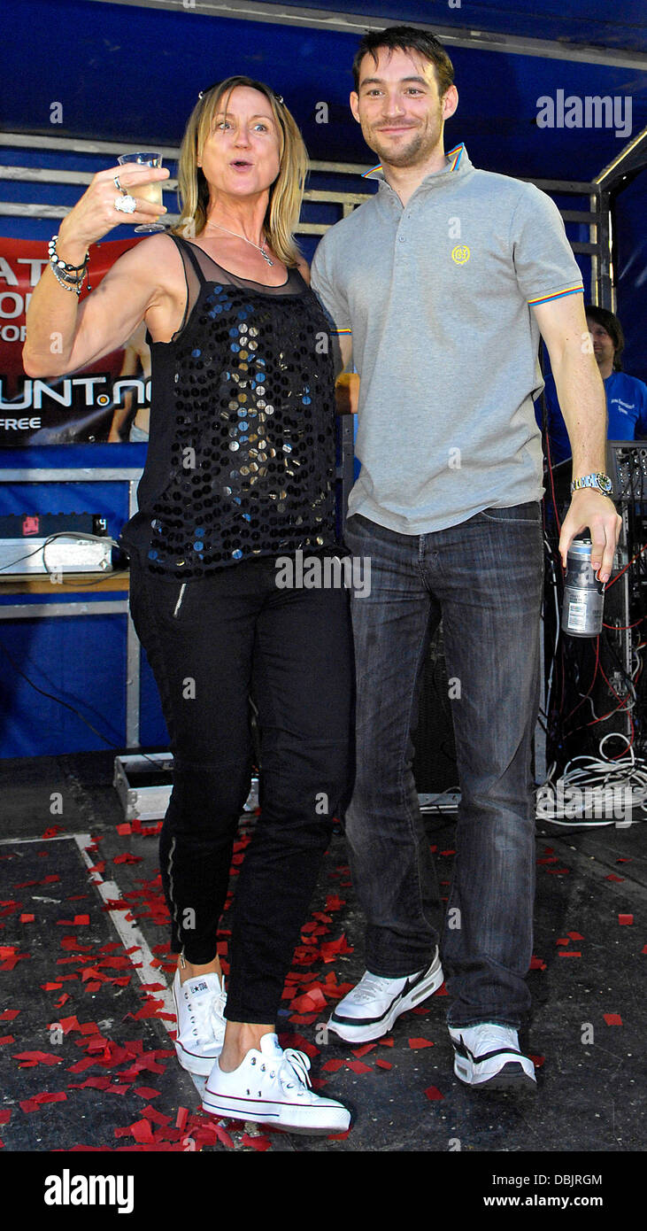 Carol McGiffin and her husband Mark Cassidy The 7th Annual Clapham ...
