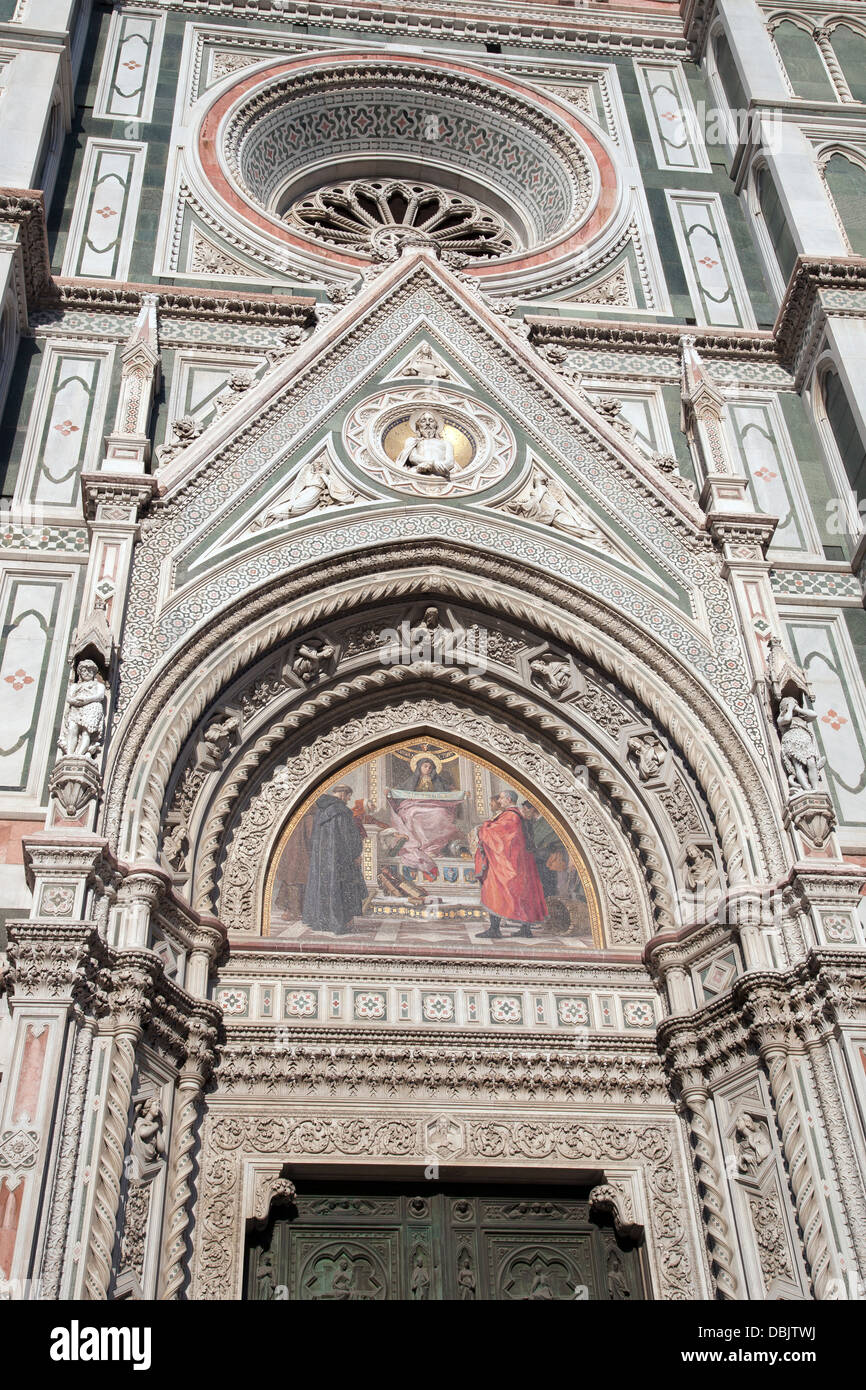 Duomo cathedral facade florence hi-res stock photography and images - Alamy