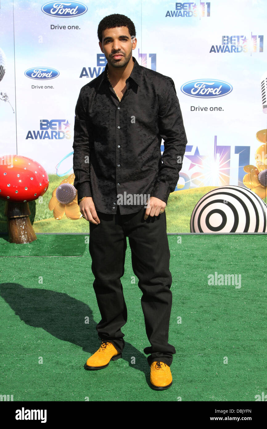 Drake bet 11 held shrine hi-res stock photography and images - Alamy
