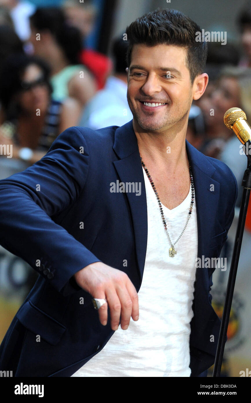 Singer Robin Thicke performs on NBC's 'Today' at Rockefeller Plaza on ...