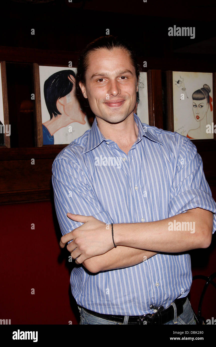 Dimitri Hamlin High Resolution Stock Photography and Images - Alamy