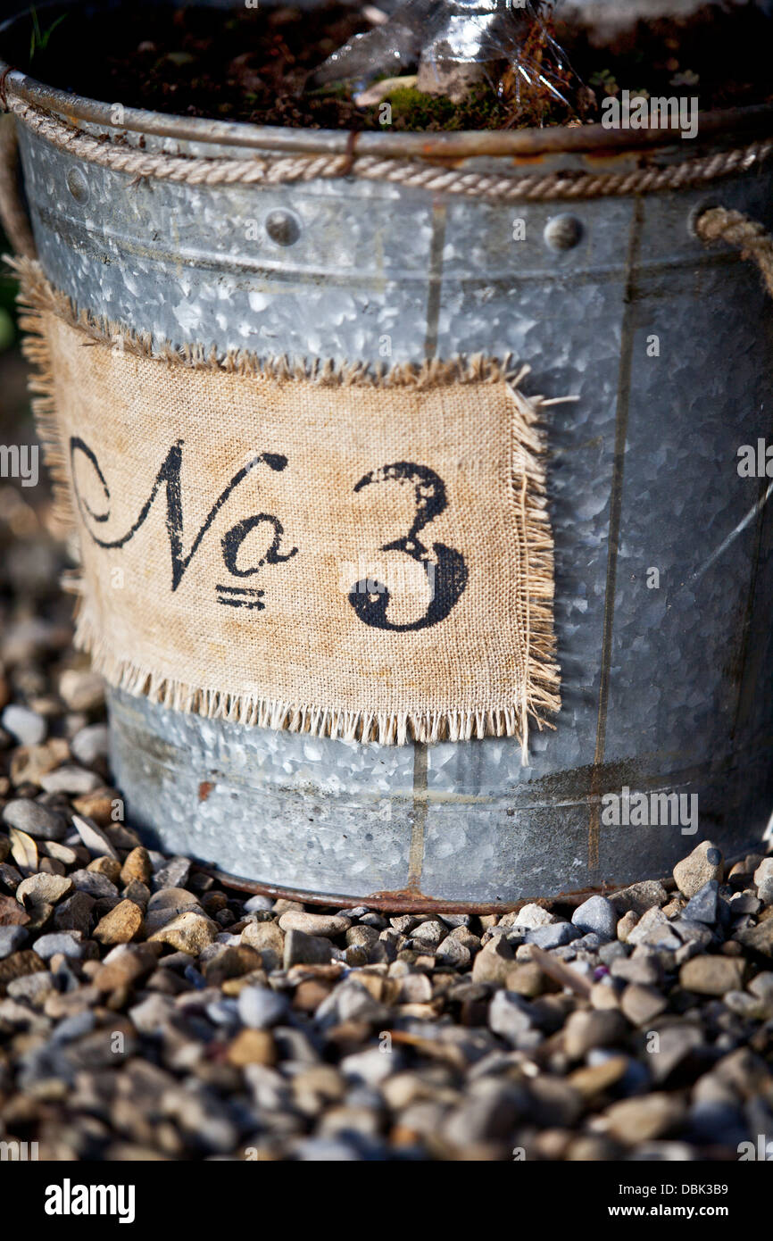 Silver bucket hi-res stock photography and images - Alamy