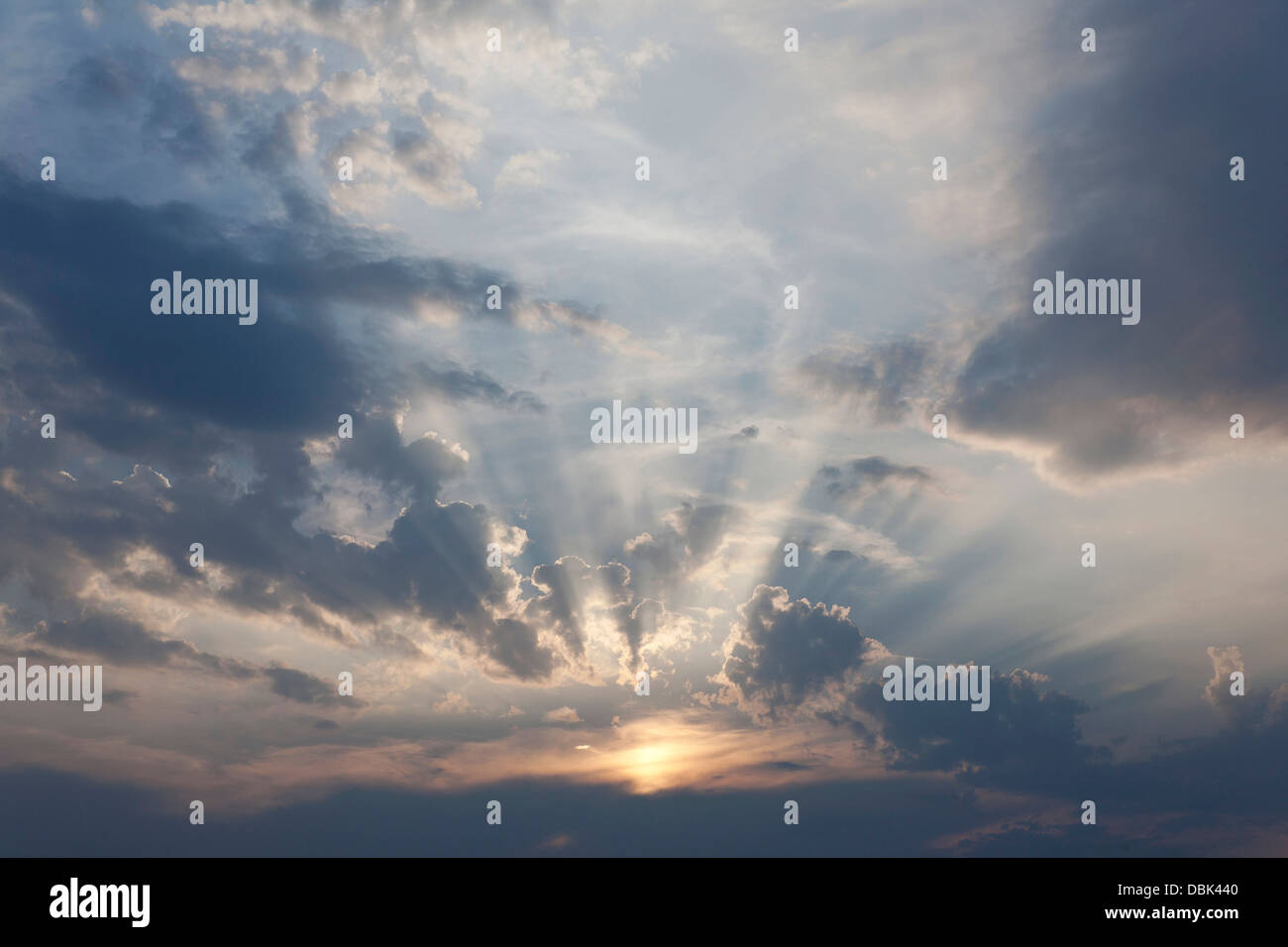 Cloud light beams hi-res stock photography and images - Alamy