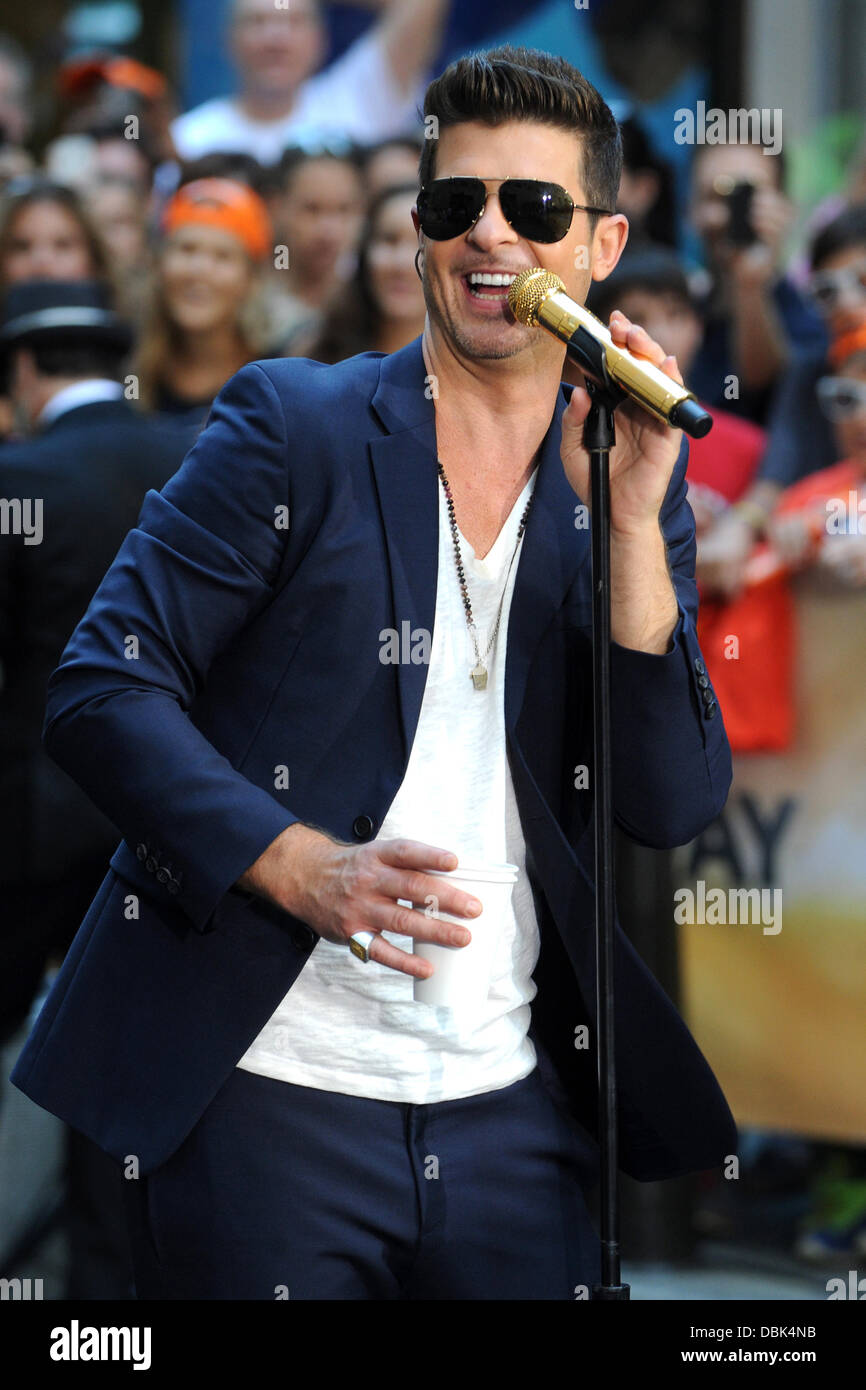 Singer Robin Thicke performs on NBC's 'Today' at Rockefeller Plaza on ...
