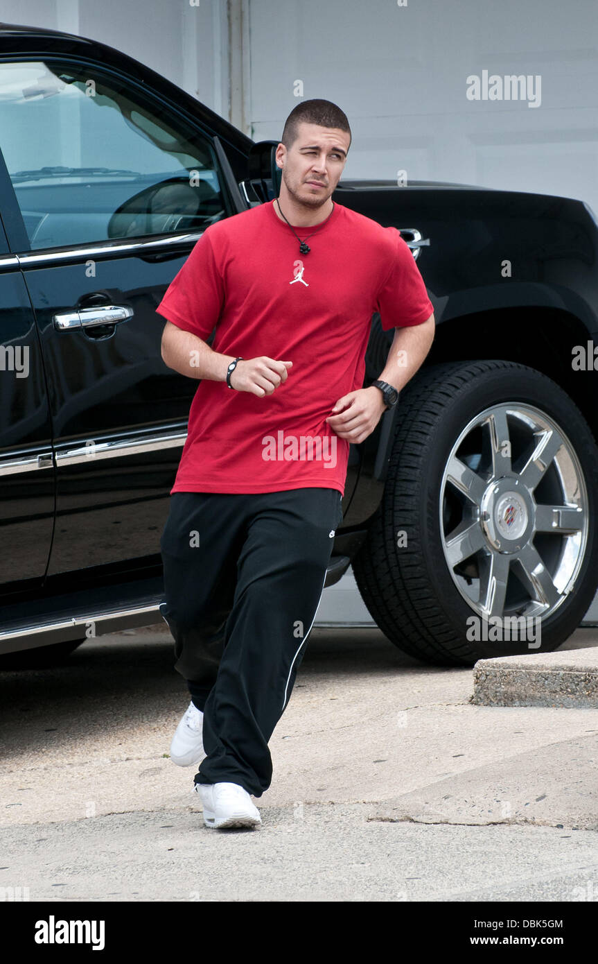 Vinny Guadagnino "Jersey Shore" Filming in New Jersey Seaside Heights ...
