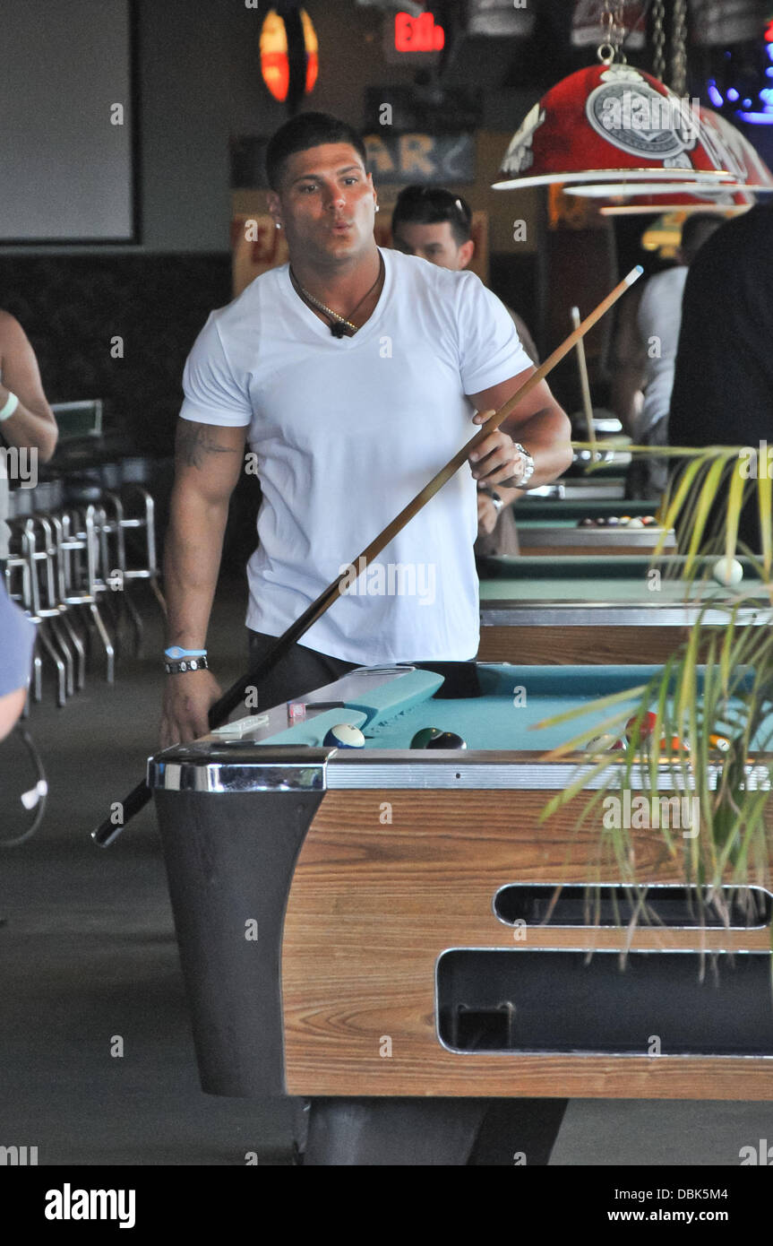 Ronnie Ortiz-Magro "Jersey Shore" Filming in New Jersey Seaside Heights ...