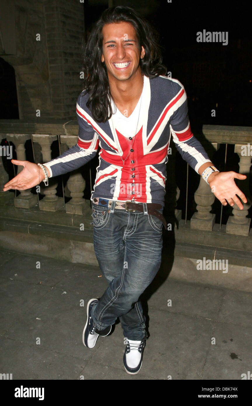 Made In Chelsea' star Ollie Locke parties at Viper Rooms nightclub in ...