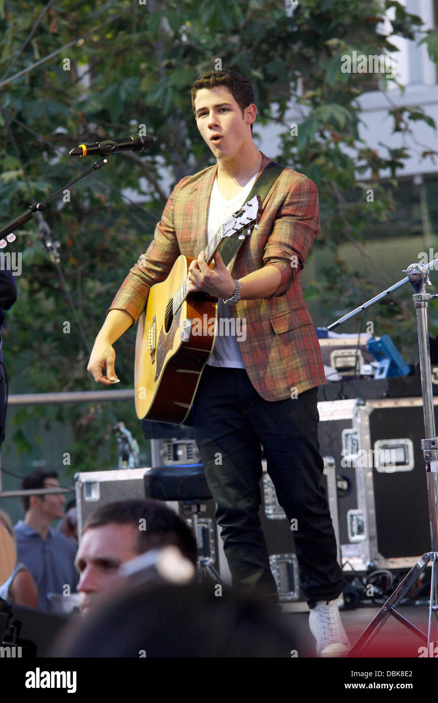 Nick Jonas Performs an acoustic set at a concert sponsored by Microsoft ...