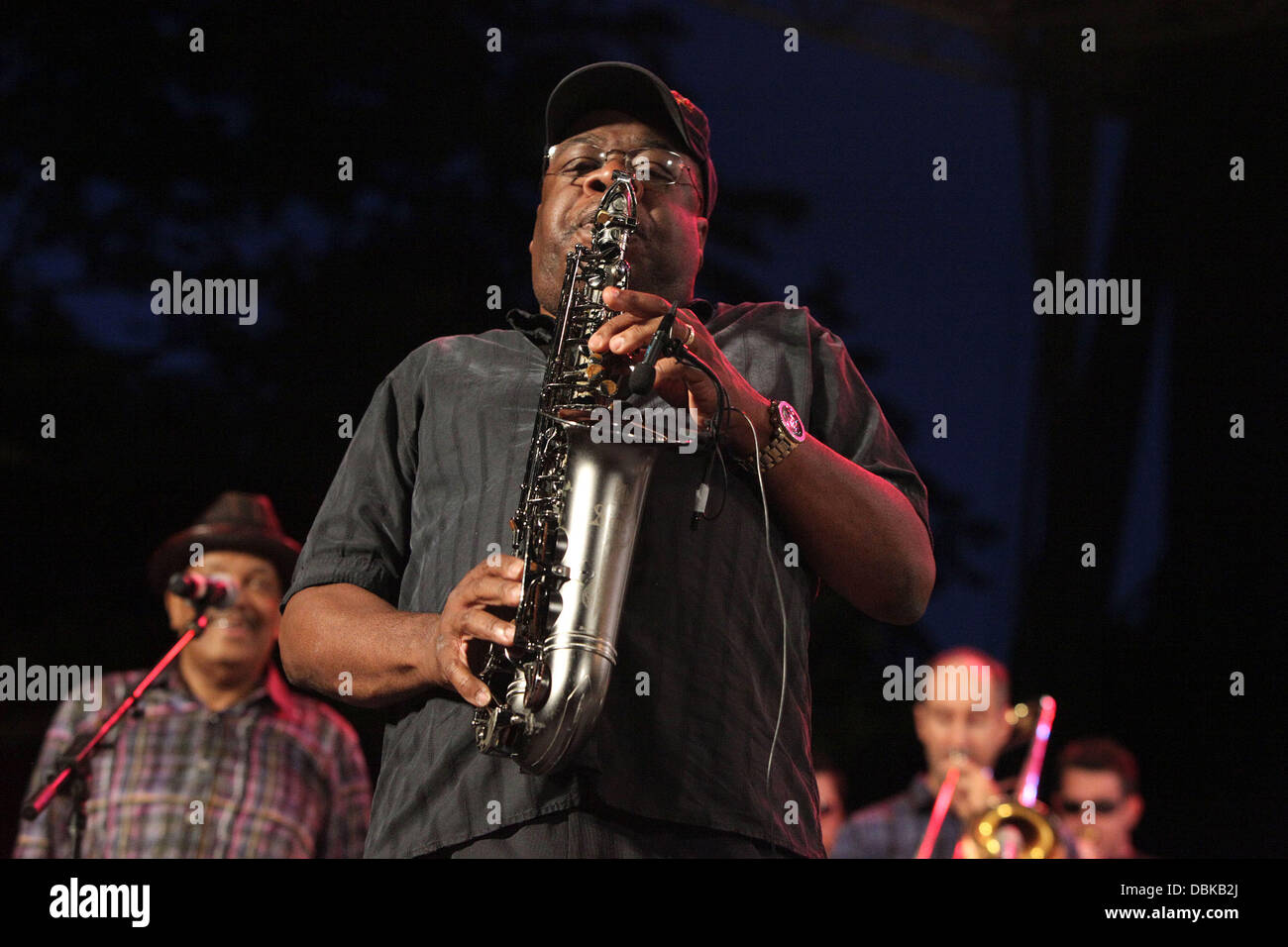 Ray Gaskin Roy Ayers and the Jazz Mafia Symphony performing live at ...