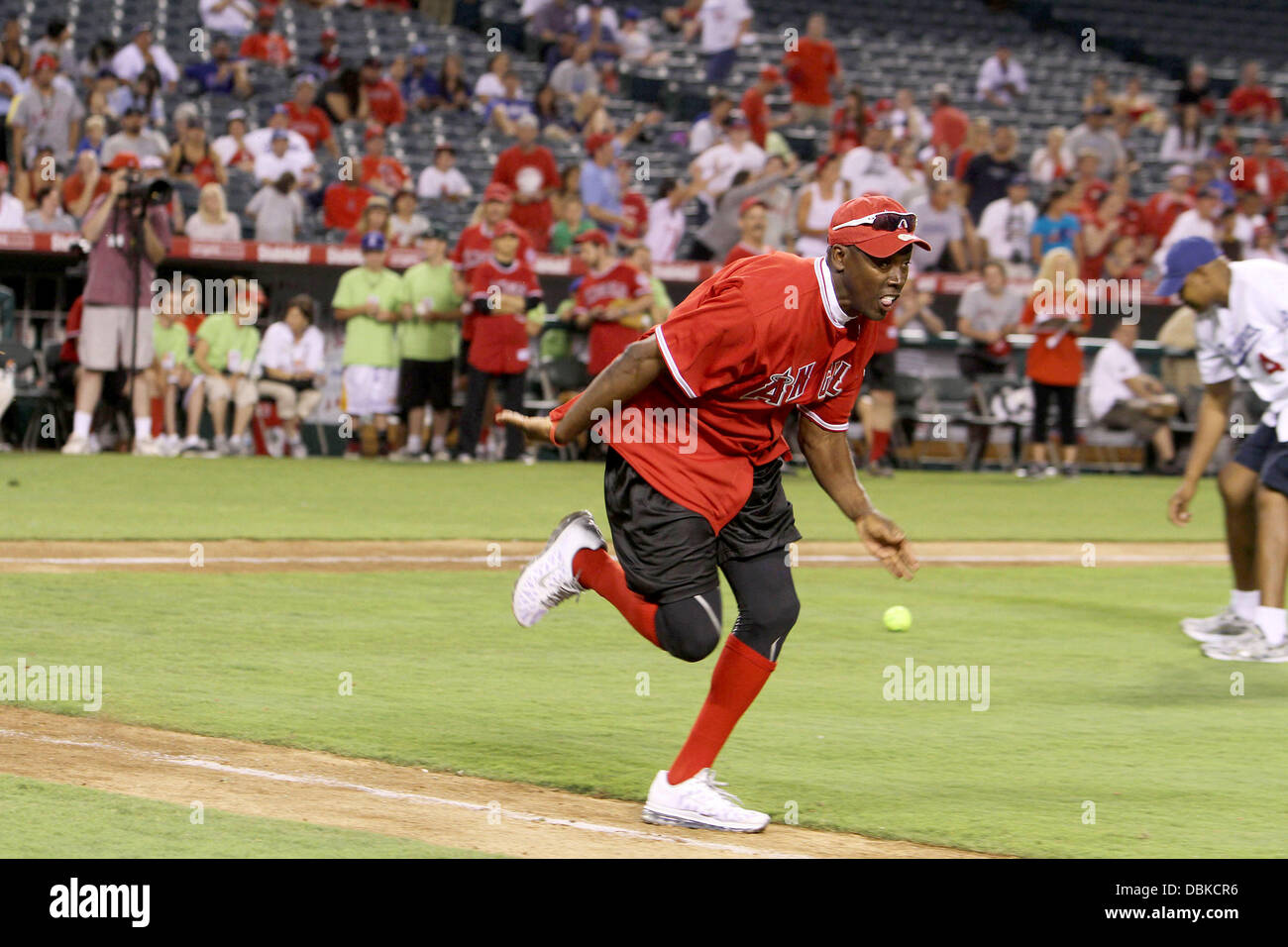 Al Joyner Steve Garvey's Celebrity Softball Game for ALS Research held ...