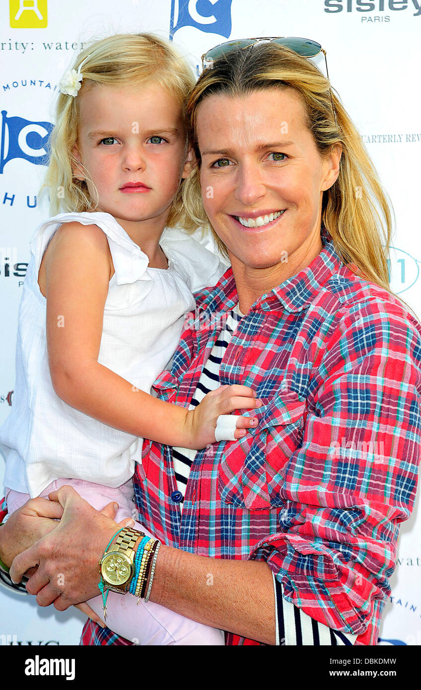 India hicks hi-res stock photography and images - Alamy