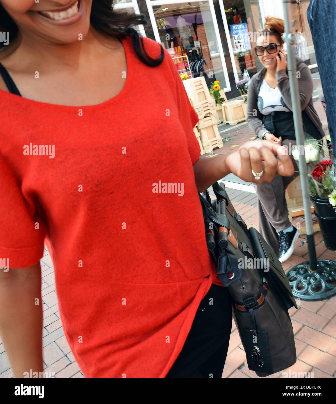 Samantha mumba and torray scales hi-res stock photography and images ...