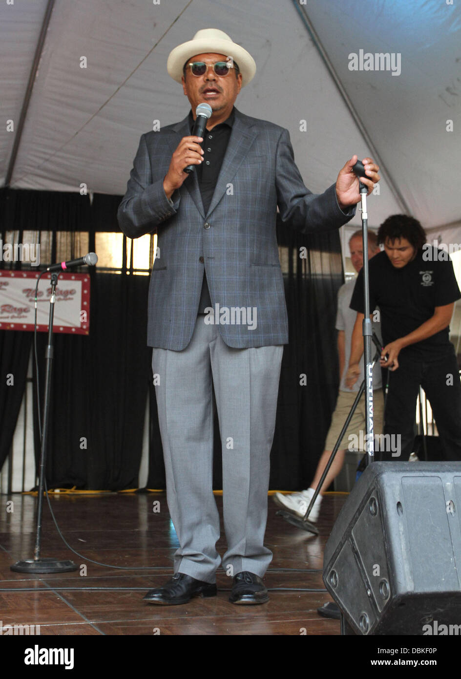 George Lopez, The Lopez Foundation celebrates 4th of July with ...