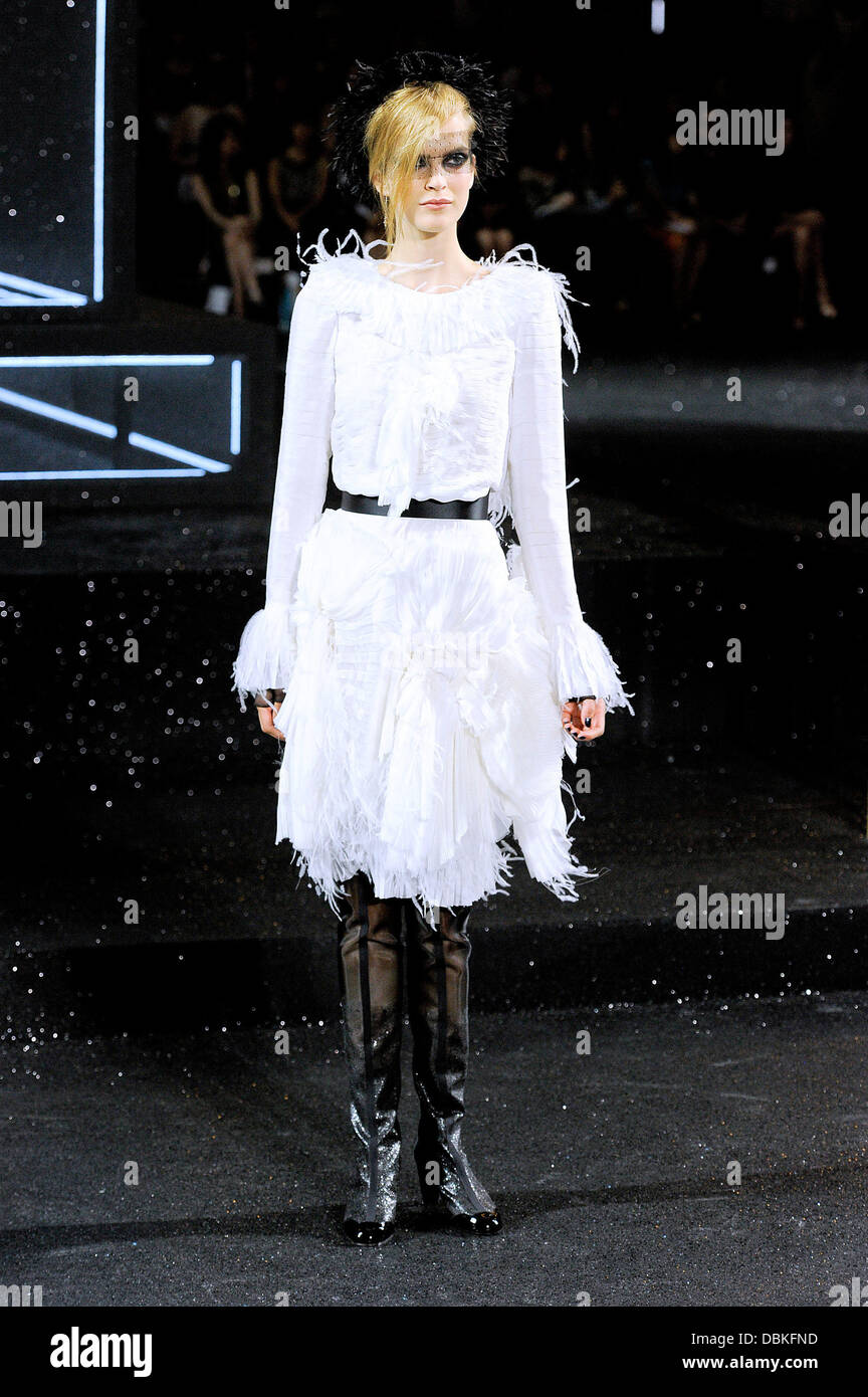 German fashion model hi-res stock photography and images - Alamy