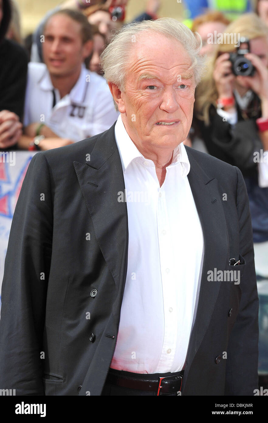 Michael Gambon Harry Potter And The Deathly Hallows: Part 2 - world ...