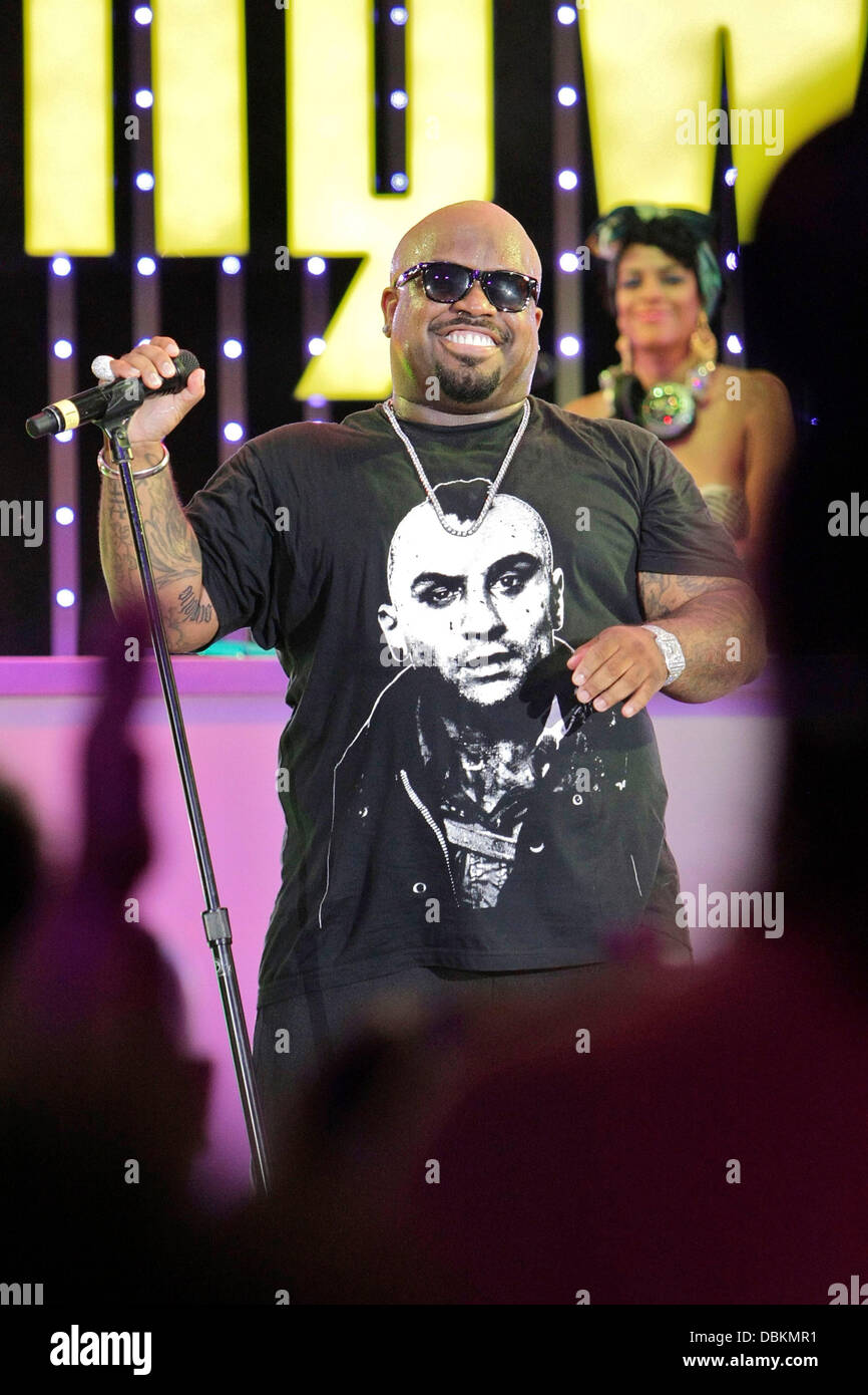 Cee Lo Green launches Universal Citywalk's New High Tech Next ...