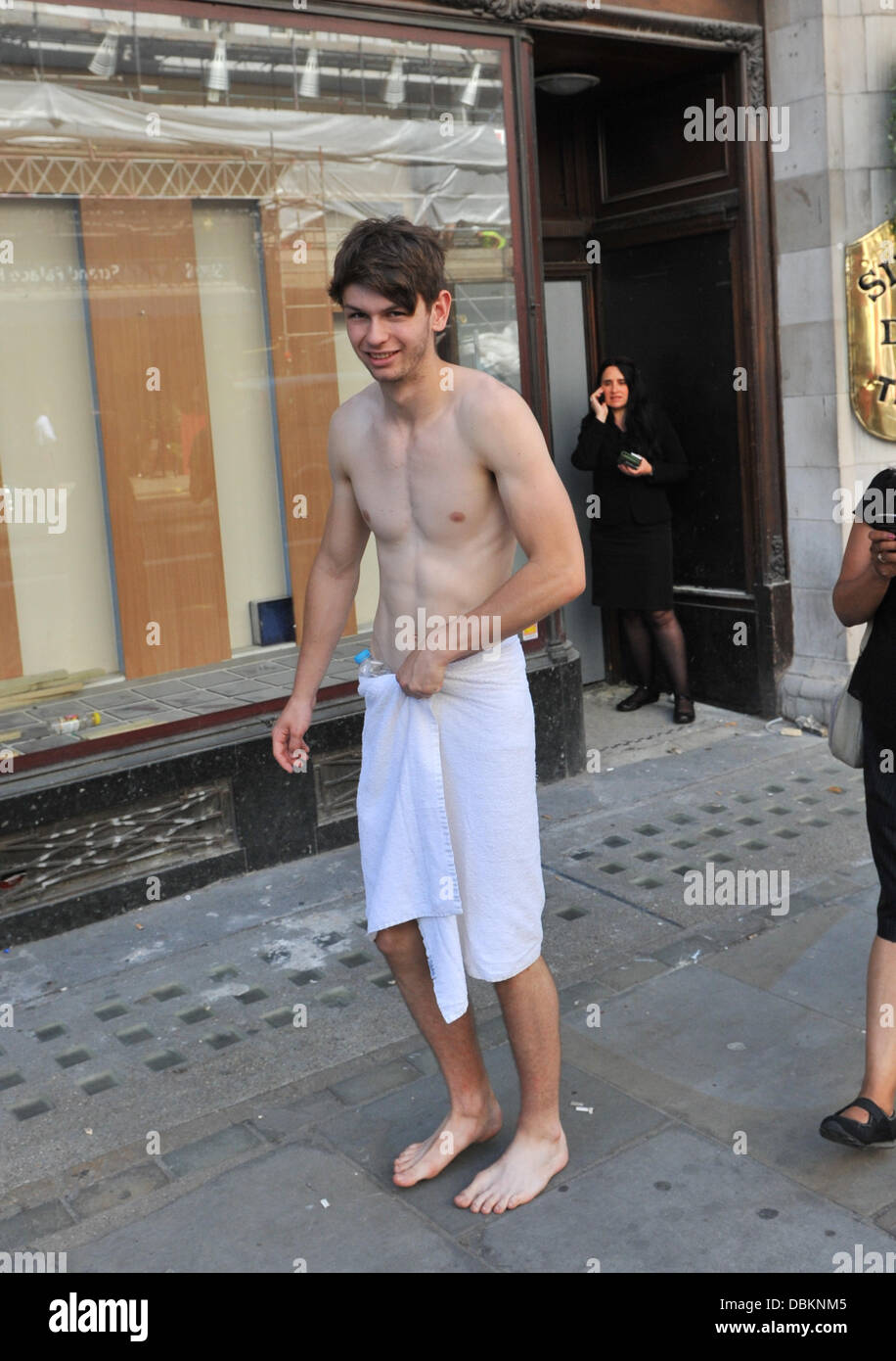 The Strand, London, UK. 1st August 2013. This man was seen walking ...