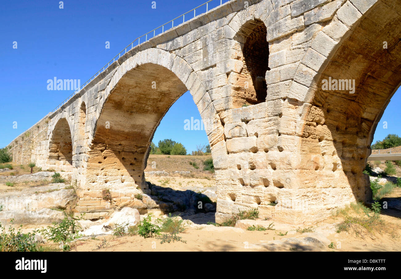 Pont Julien (Julian Bridge) a Roman stone arch bridge over the Calavon ...
