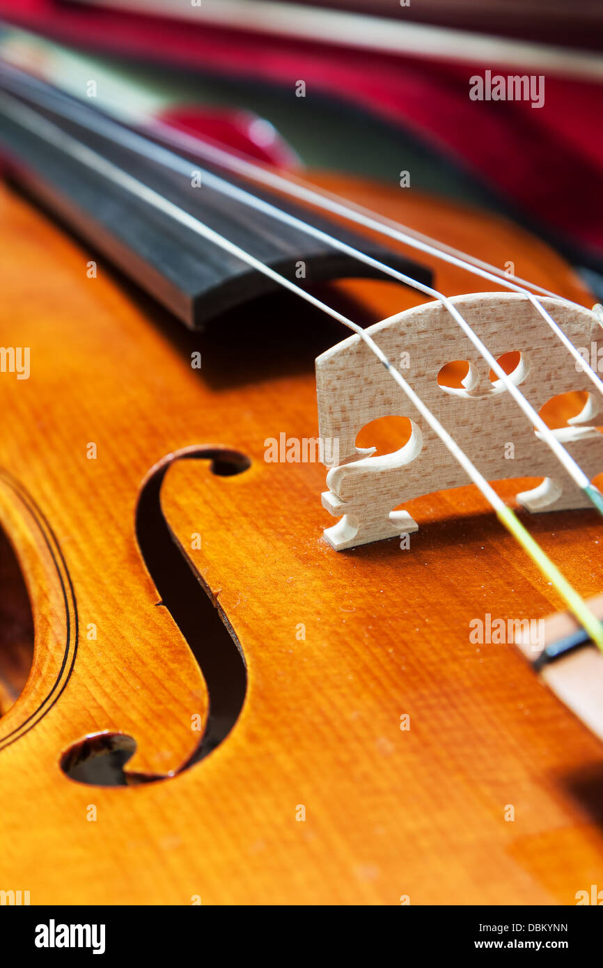 Detail of a beautiful violin Stock Photo - Alamy