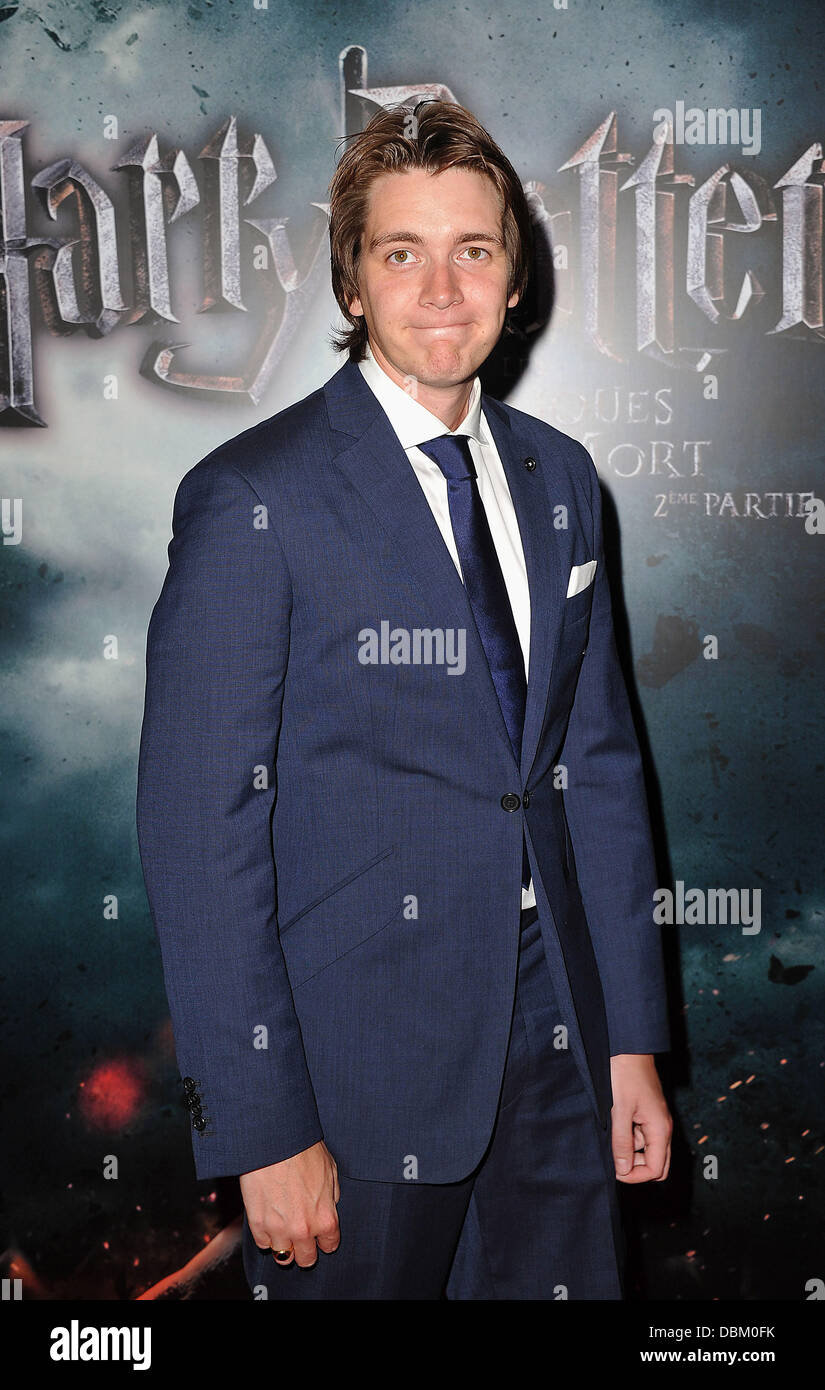 James And Oliver Phelps 2001