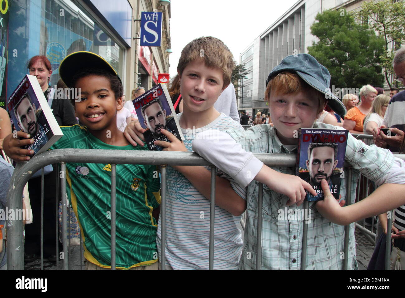 Steven frayne aka dynamo hi-res stock photography and images - Alamy