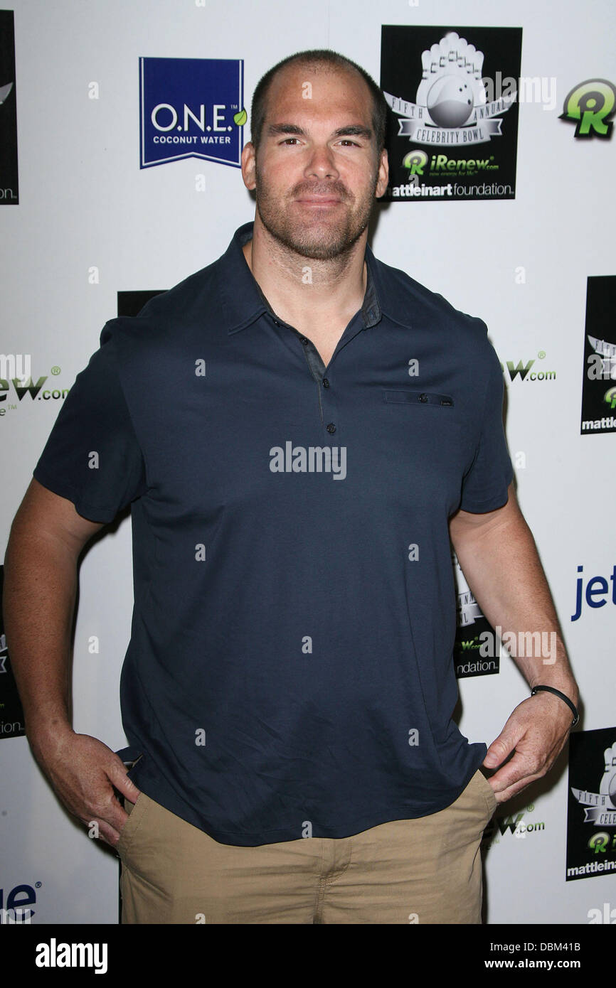 Brandon Molale Matt Leinart Foundation's 5th Annual "Celebrity Bowl ...