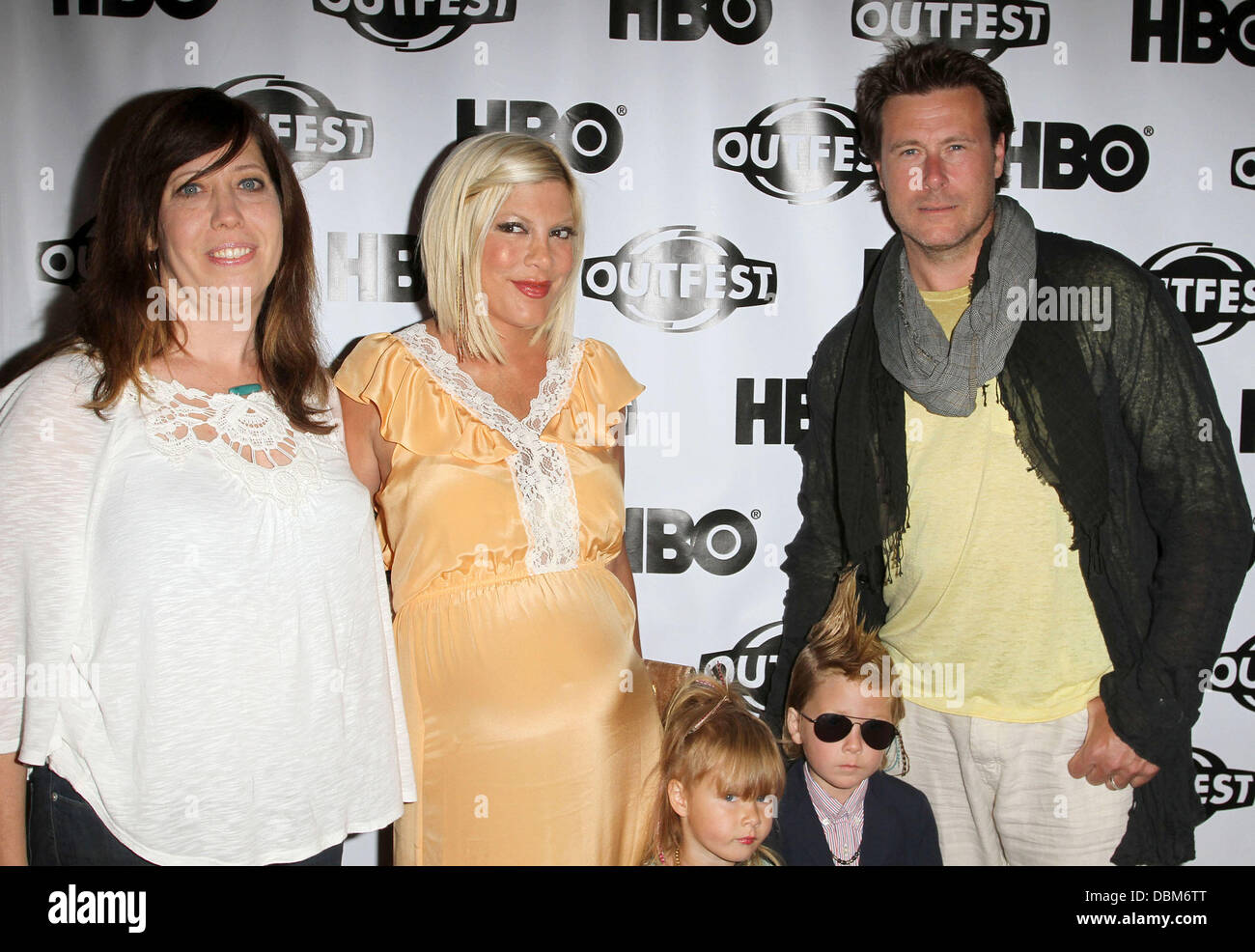 Dean mcdermott son liam mcdermott hi-res stock photography and images ...