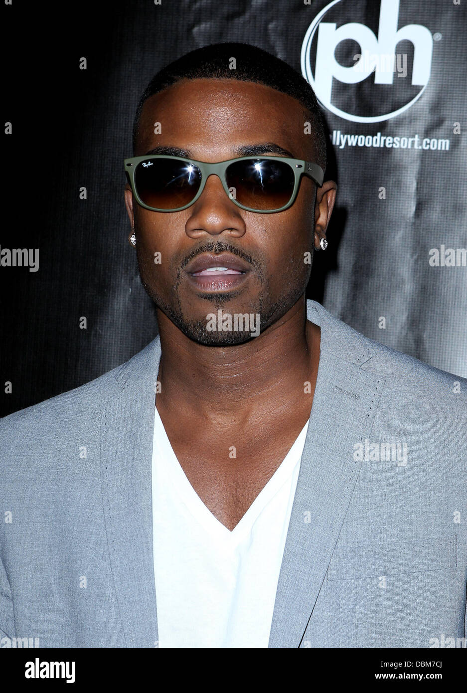 Ray J arrives at Gallery Nightclub qt Planet Hollywood Resort and ...