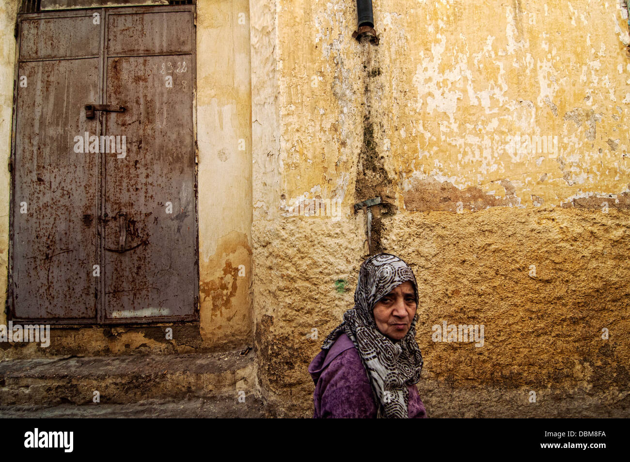People streets medina meknes hi-res stock photography and images - Alamy