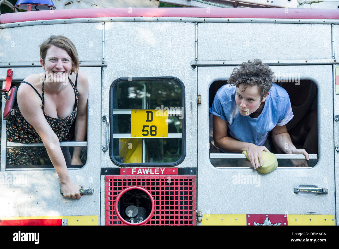 Uk fire engine and blocked hi-res stock photography and images - Alamy