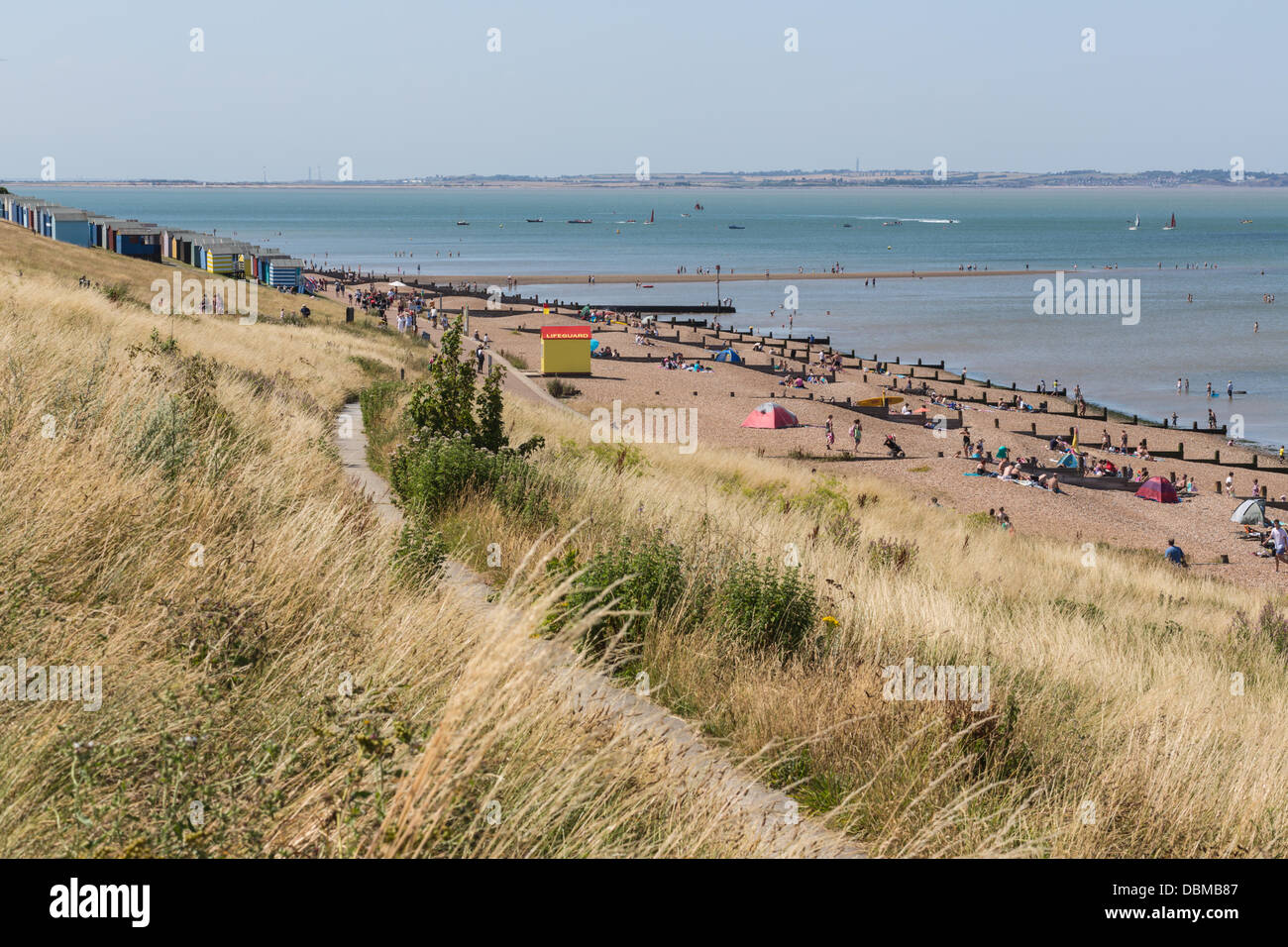 The street whitstable beach hi-res stock photography and images - Alamy