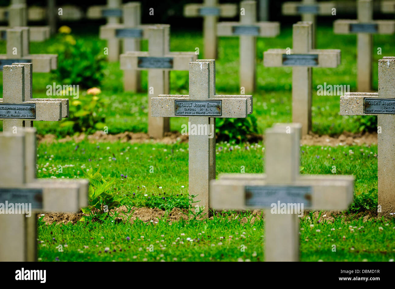 Ww1 graves france hi-res stock photography and images - Alamy